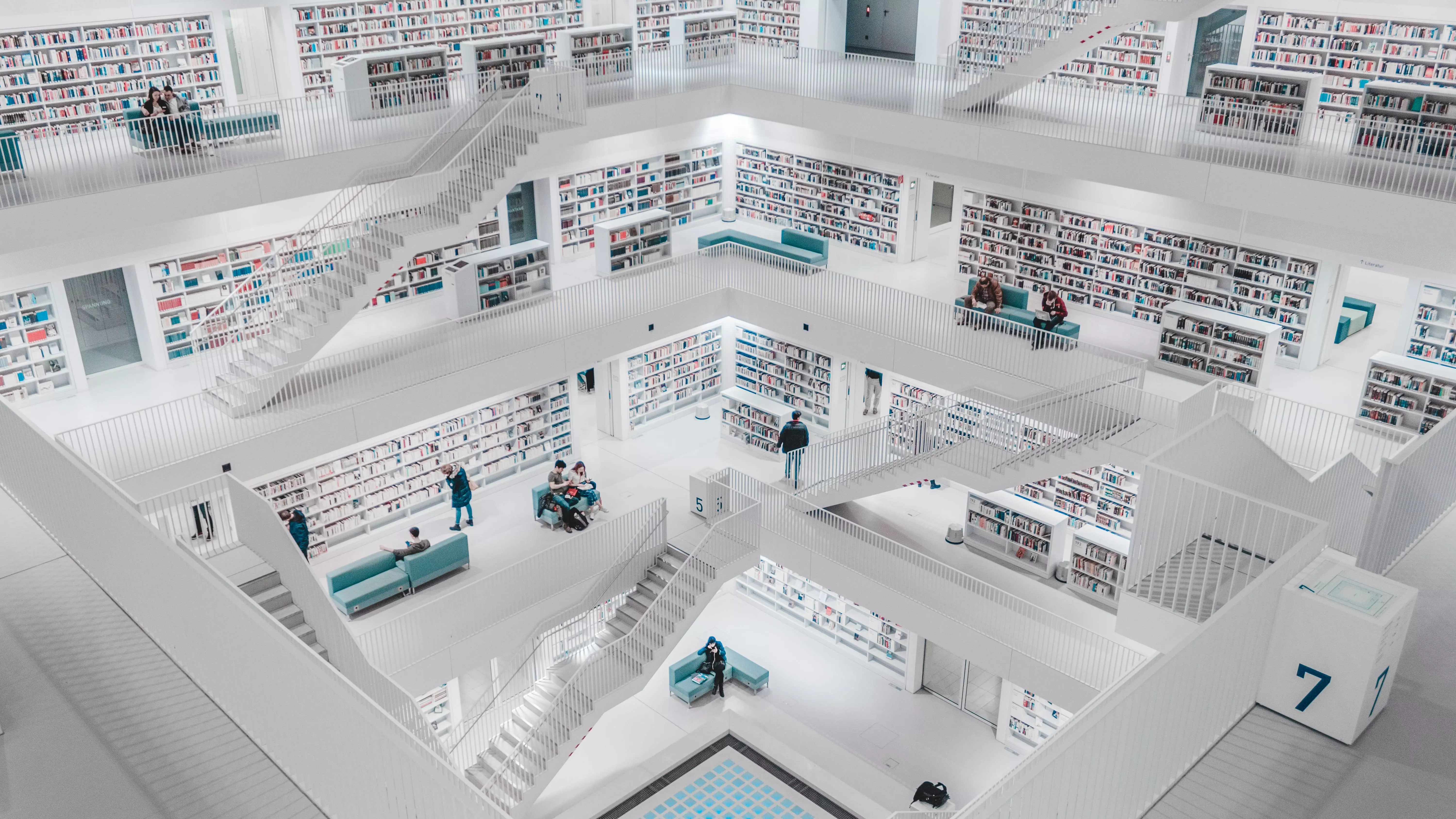 Moderná knižnica ilustrujúca koncept dekódovania údajov