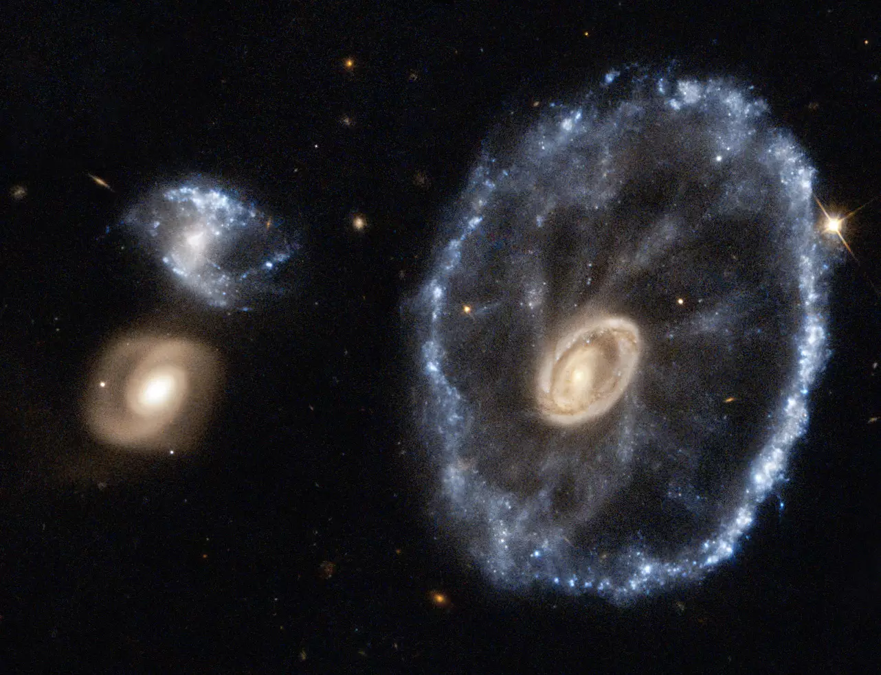 Galaxies na zobe, mafi wuya a cikin Universe, a ƙarshe ya yi bayani 1535_7