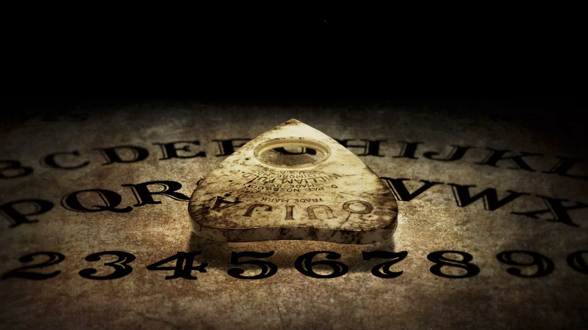 Nova študija razkriva znanost za ploščami Ouija 15436_0