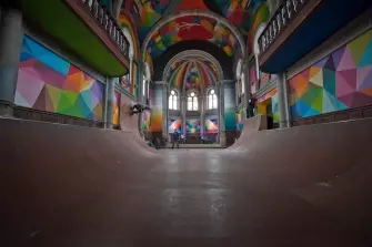 Onberispelijke constructie: de verlaten kerk die een skatepark werd 15447_6