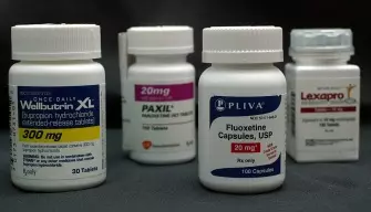 Dapat bang gamitin ang unibersal na pangunahing kita bilang isang antidepressant? 15725_2