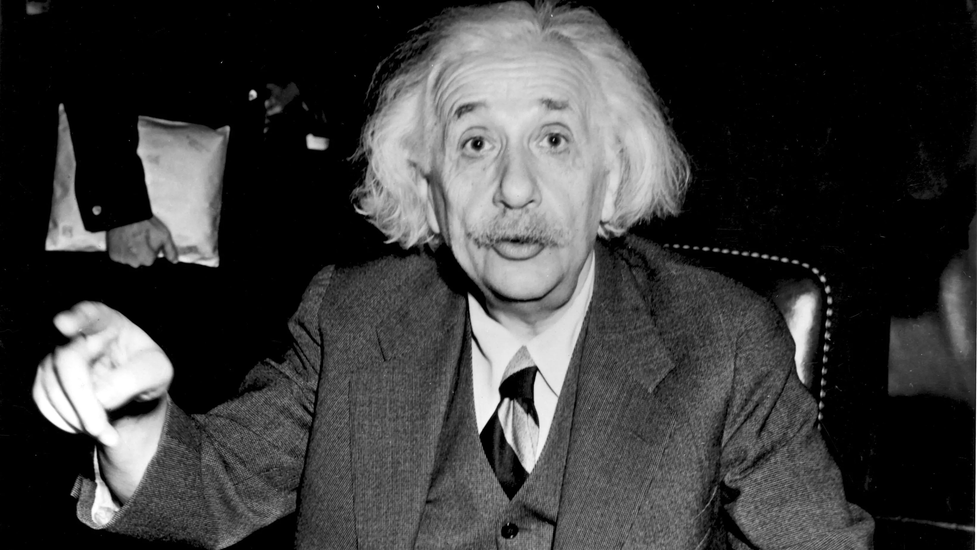愛因斯坦犯的三個最大錯誤 17406_2