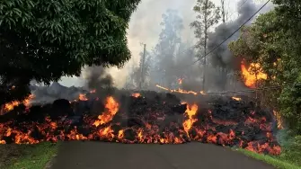 انفجارهای آتشفشانی هاوایی می تواند صخره های 10 تنی را به هوا پرتاب کند و 