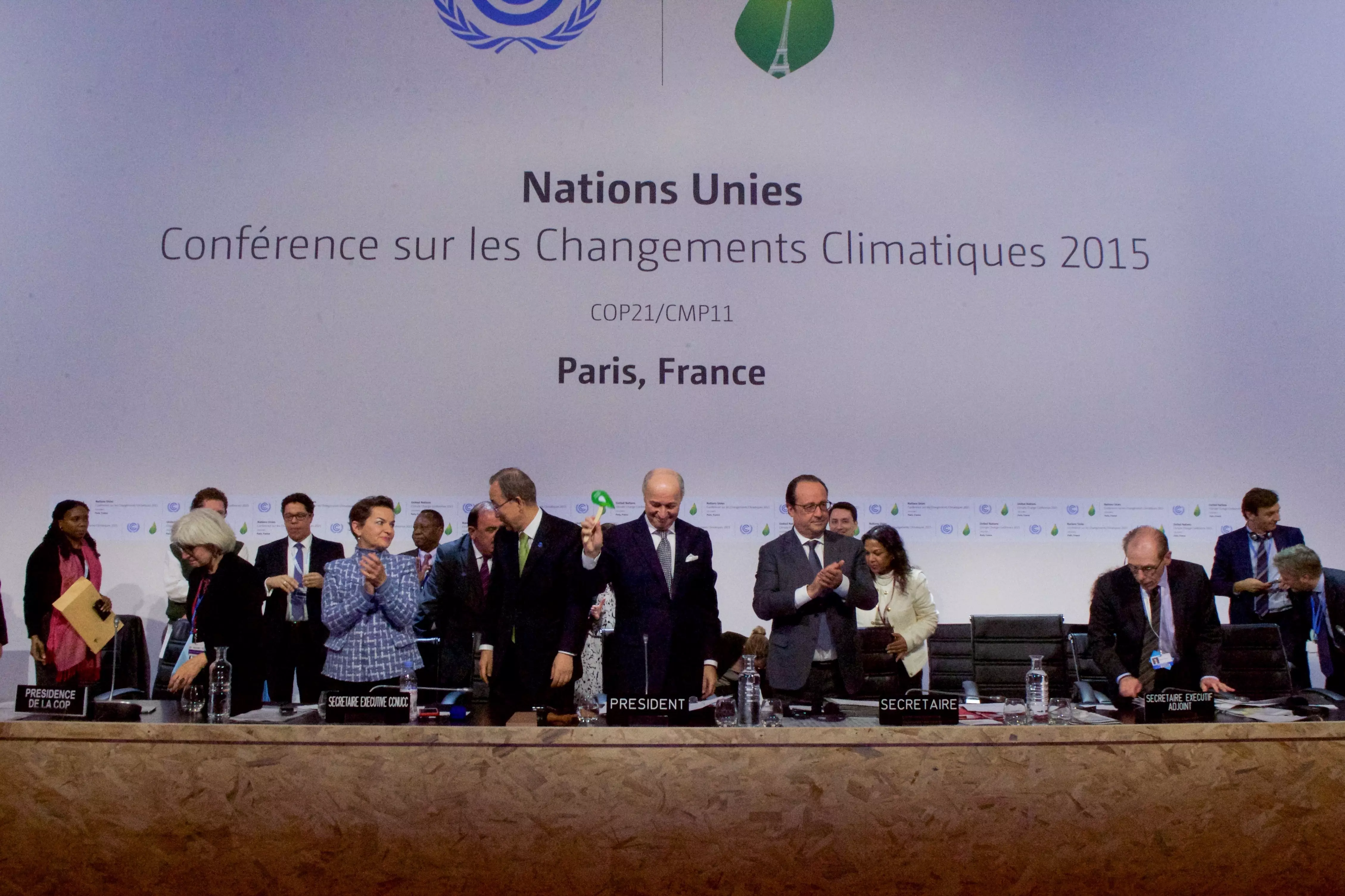 האם העולם מוכן להתייחס ברצינות לשינויי האקלים? הסכם פריז אומר לא. 18631_2