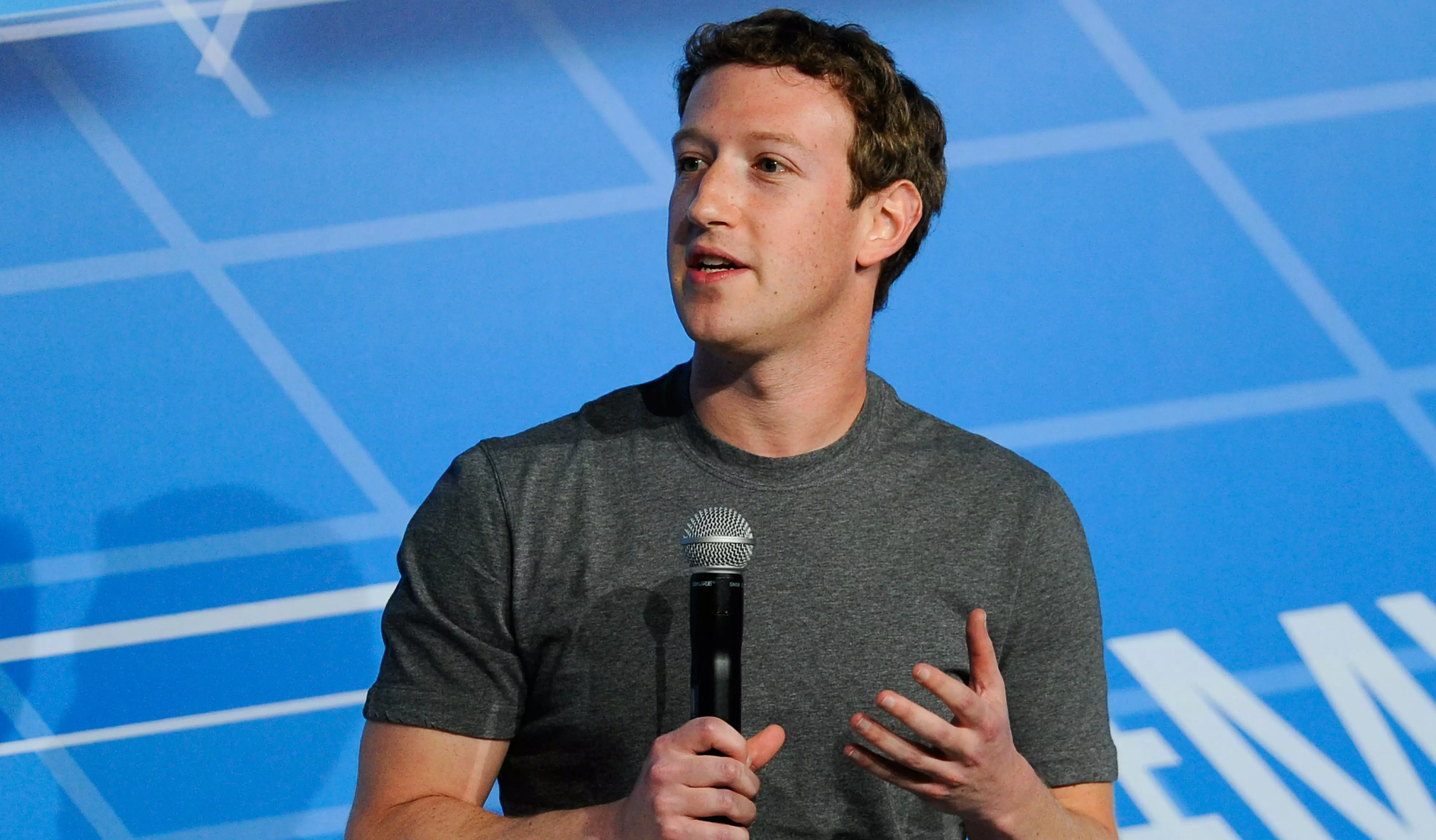 Proč je obchodní model gigantů sociálních médií, jako je Facebook, neslučitelný s lidskými právy