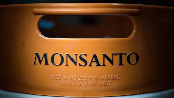 Преподавателите в колежите са казани да обменят имейли с Monsanto 26593_0