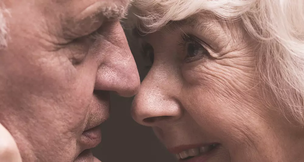 زوج های مسن رازهای یک ازدواج شاد را به محققان می گویند 32939_0