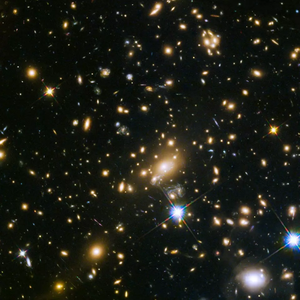 អ្វីដែលយើងបានរៀនបន្ទាប់ពី 32 ឆ្នាំនៃ Hubble របស់ NASA 332_12