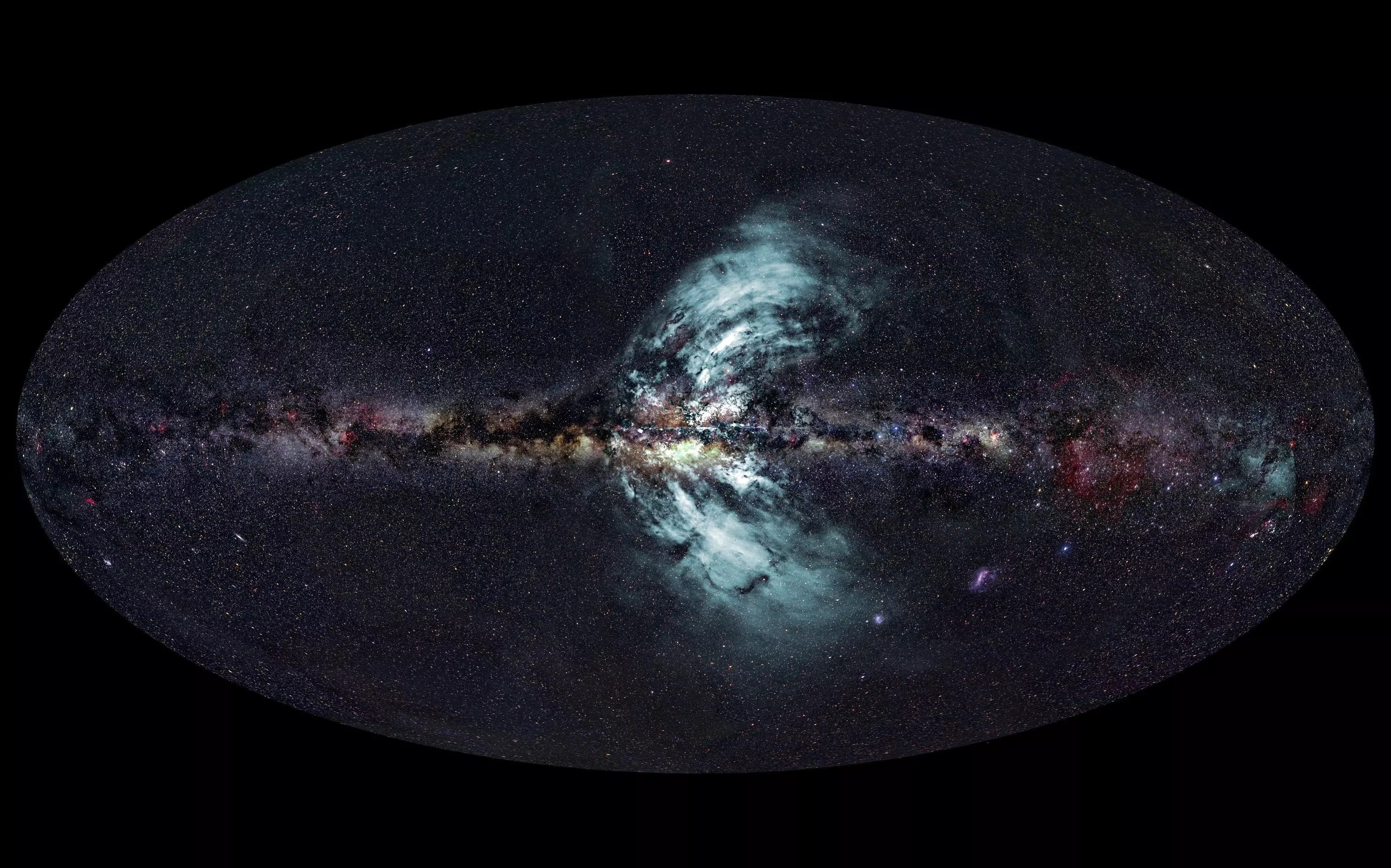 المجرة الراديوية العملاقة Alcyoneus هي الآن أكبر مجرة معروفة في الكون 335_13