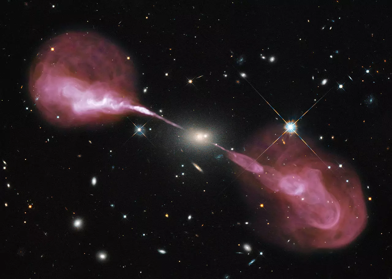 Հսկա ռադիո գալակտիկան Ալկիոնեուսն այժմ Տիեզերքի ամենամեծ հայտնի գալակտիկան է 335_16