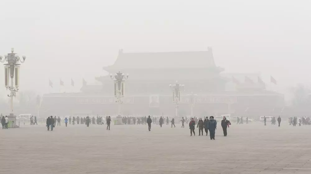 ראש עיריית בייג'ינג אומר שהזיהום הופך את העיר 39346_0