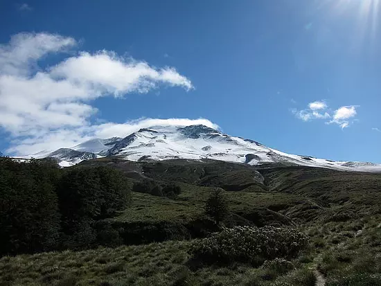Imudojuiwọn: eruption ni Puyehue-Cordón Caulle ni Chile 40447_0