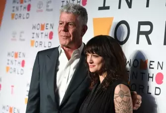 Uno sguardo alla vita e all'opera di Anthony Bourdain, morto a 61 anni 46260_3