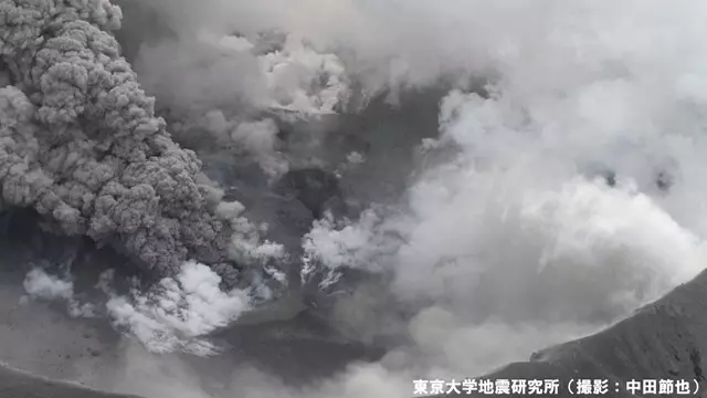 霧島噴火が続く中、避難拡大 46702_0