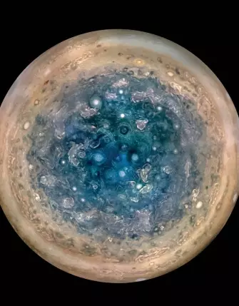 Förklarar Jupiters vilda utseende 51956_5