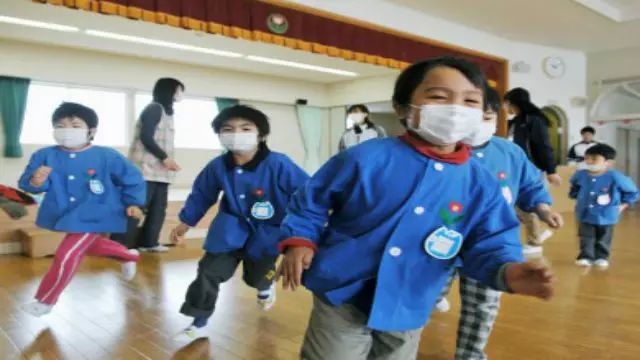 Фукусима балалары симерә. Радиациядән түгел. Куркудан. 57288_0