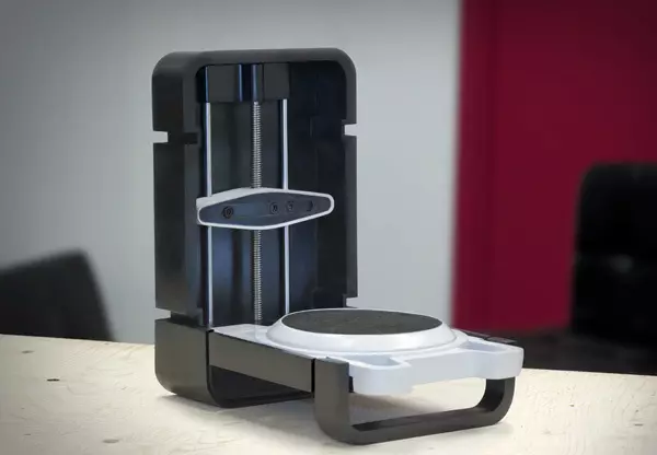 Le scanner 3D domestique abordable de Matterform dépasse l'unité de production et dispose désormais d'une numérisation couleur 59825_0