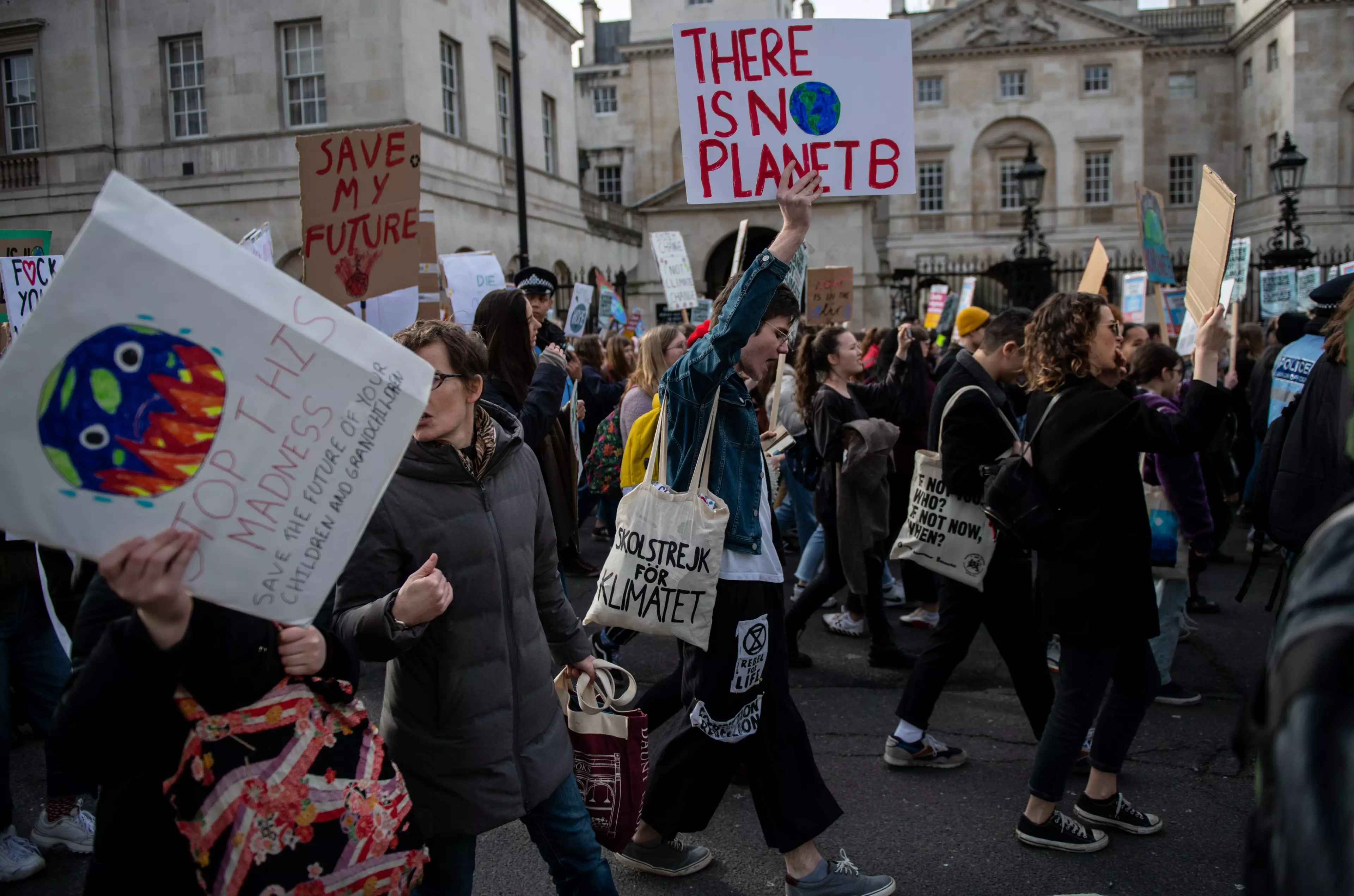 Att stödja klimatvetenskap ökar skepsisen mot utgrupper 6451_1