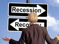 Sinabi ng Economist na Susi ang Pag-aayos ng Sistema ng Pananalapi Para Tapusin ang Recession 64706_0