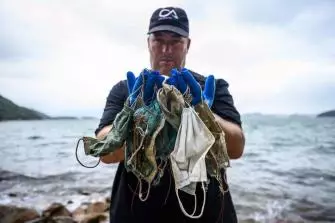 Näomaskidest tulenev plastireostus võib keskkonda laastada 6559_2