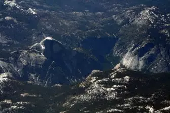 Urmărește-ți pasul: vederi de la Glacier Point deasupra Yosemite 67308_6