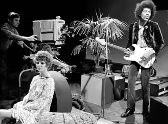การแสดงทั้งหมดของ Jimi Hendrix ในแฟลชที่สวยงามครั้งเดียว 7151_2