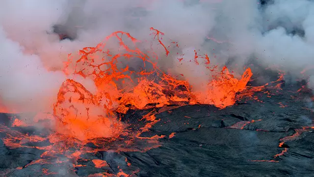 उल्लेखनीय ज्वालामुखीच्या दृश्यांचा जगभरातील दौरा 74824_0