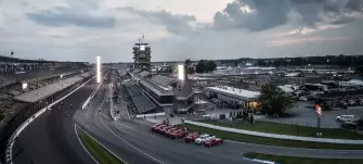 Memveturantaj aŭtoj por kuregi por 1.5 milionoj USD ĉe Indianapolis Motor Speedway 9076_4